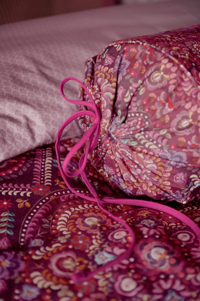 Roll cushions perfect as neck roll pillows | Pip Studio | Pip Studio